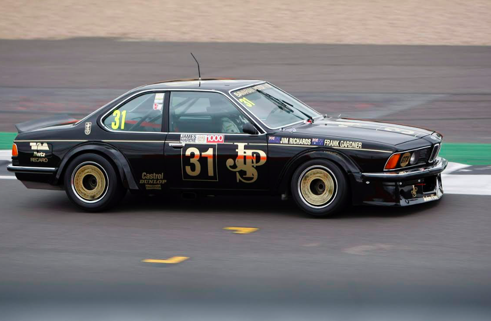Richards laps up JPS BMW Silverstone Classic run - Speedcafe.com
